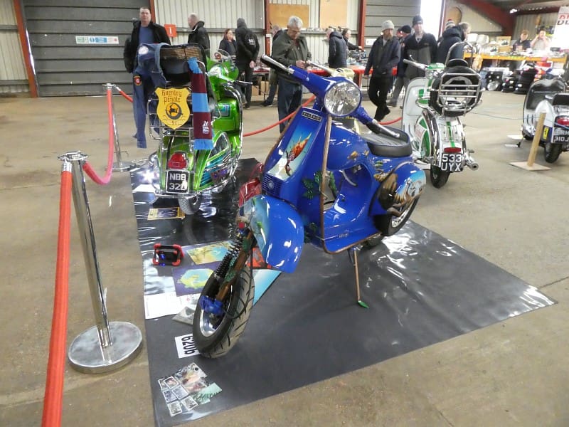 SCOOTER WORLD - Classic Scooterist Magazine